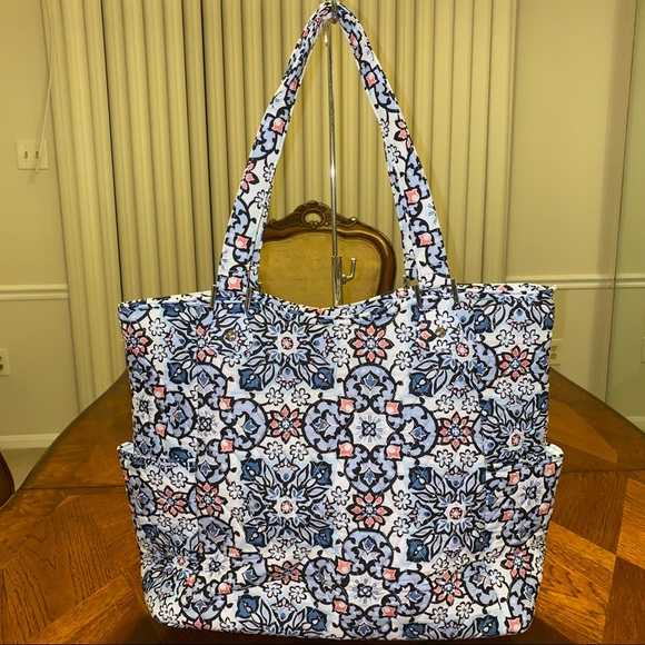 Vera Bradley | Bags | Nwt Vera Bradley Large Glenna Tote Lisbon ...